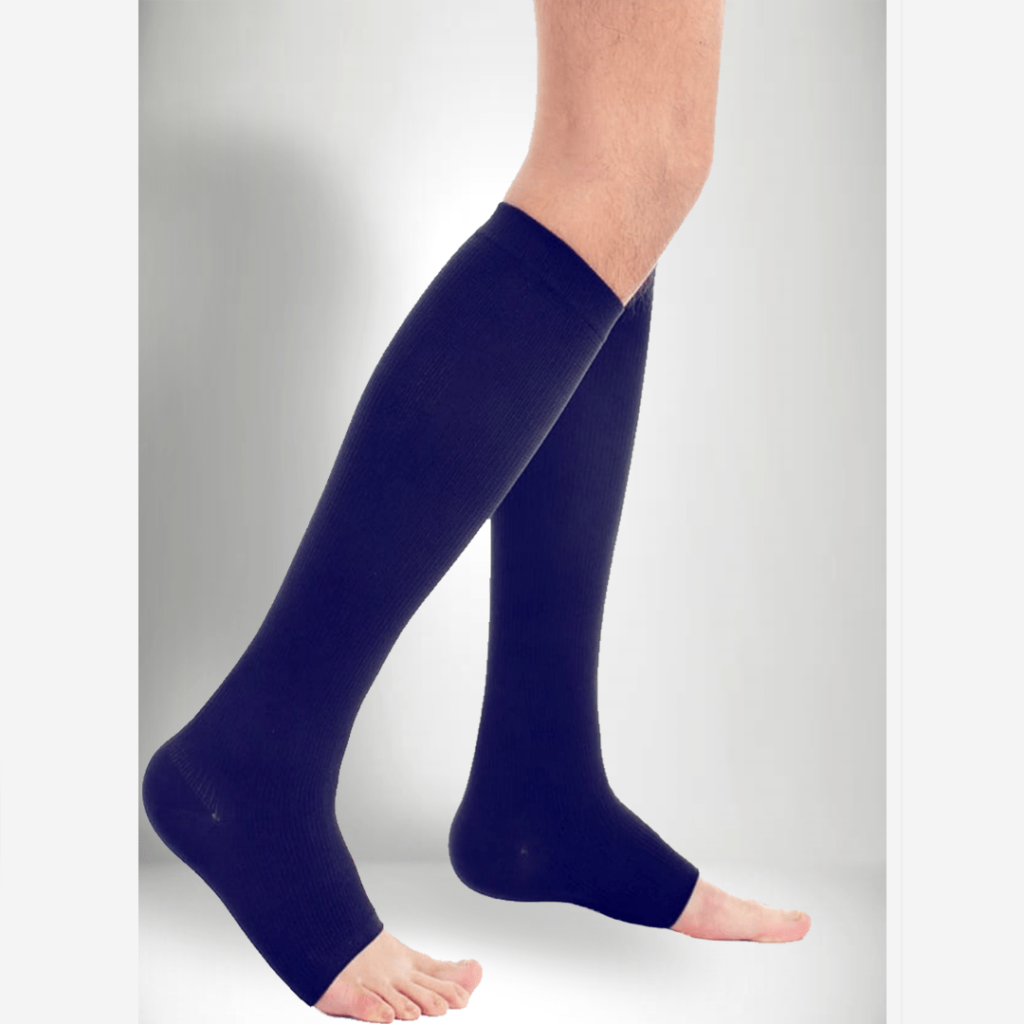 Class 1 Knee Length Graduated Compression Stockings – Technomed (India ...